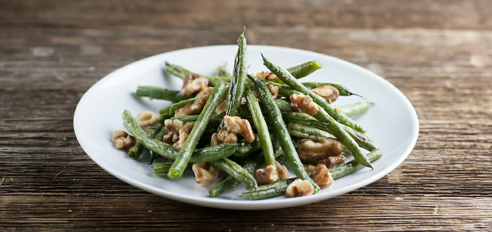 Roasted String Beans with Walnuts - Framed Cooks