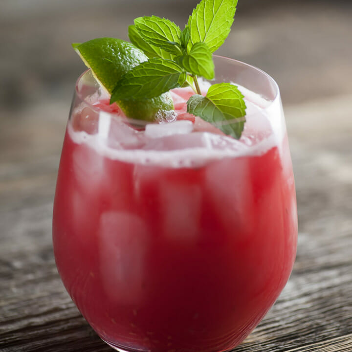 Sparkling Raspberry Fizz - Framed Cooks