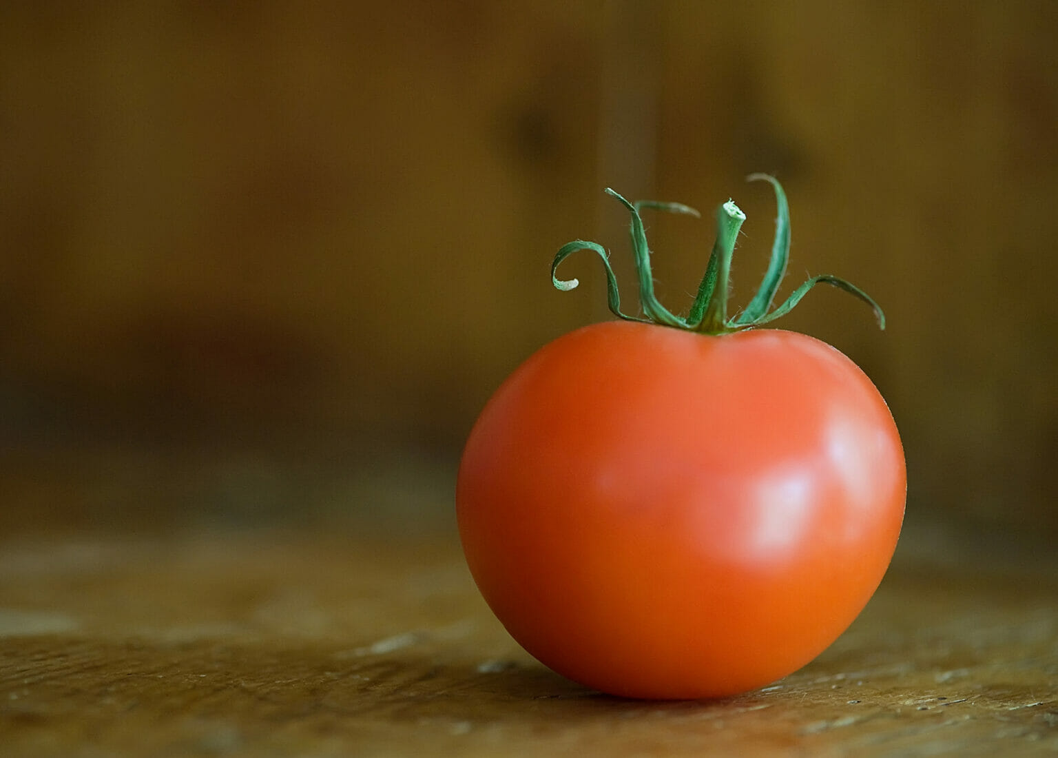 Tomato Bun Burgers - Framed Cooks